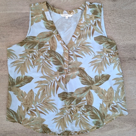 cleo | Tops | Cleo Womens Tropical Leaf Print Top Size Xxl | Poshmark
